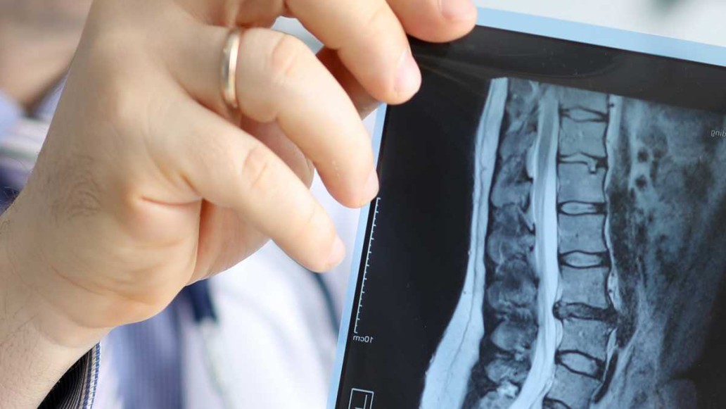 Dr. Lowenstein Named Top 10 Surgeons to Know | JLMD